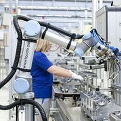First Robot Collaborates Directly with Employees